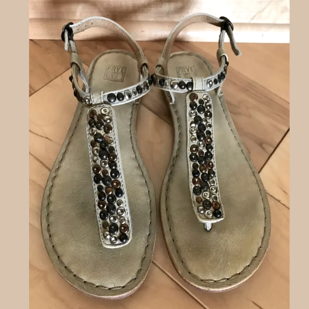 Frye Kayla T Strap Sandal - Gem